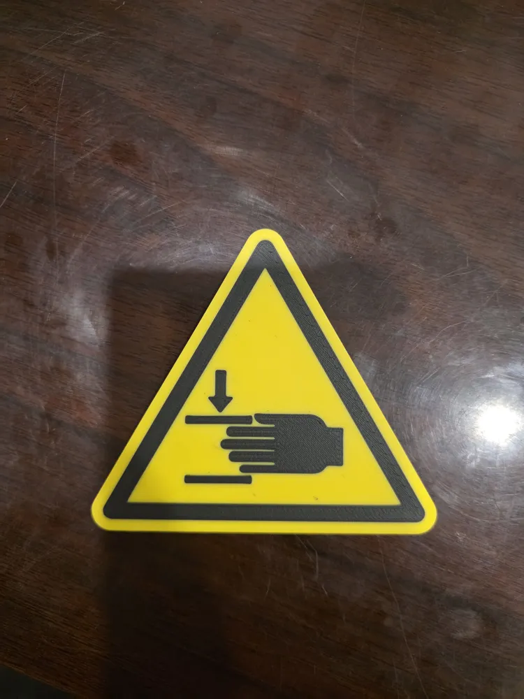 Risk of hand injury W024 DIN EN ISO 7010 - Free 3D Print Model - MakerWorld