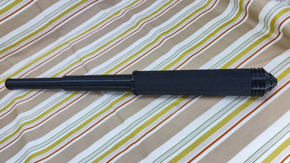 Black King Kong Retractable Baton Support-Free Printing by 八雲 ...