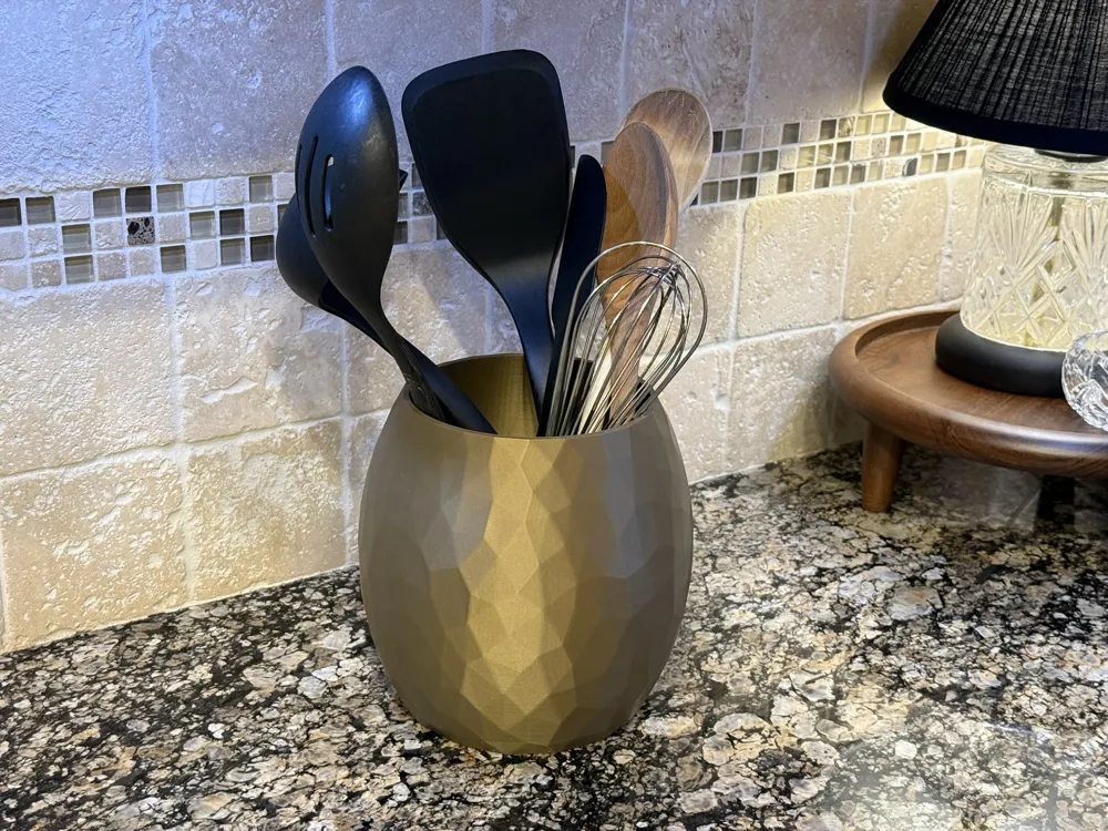 Low-Poly Utensil Holder by Wet PLA Guru MakerWorld: Download Free 3D Models