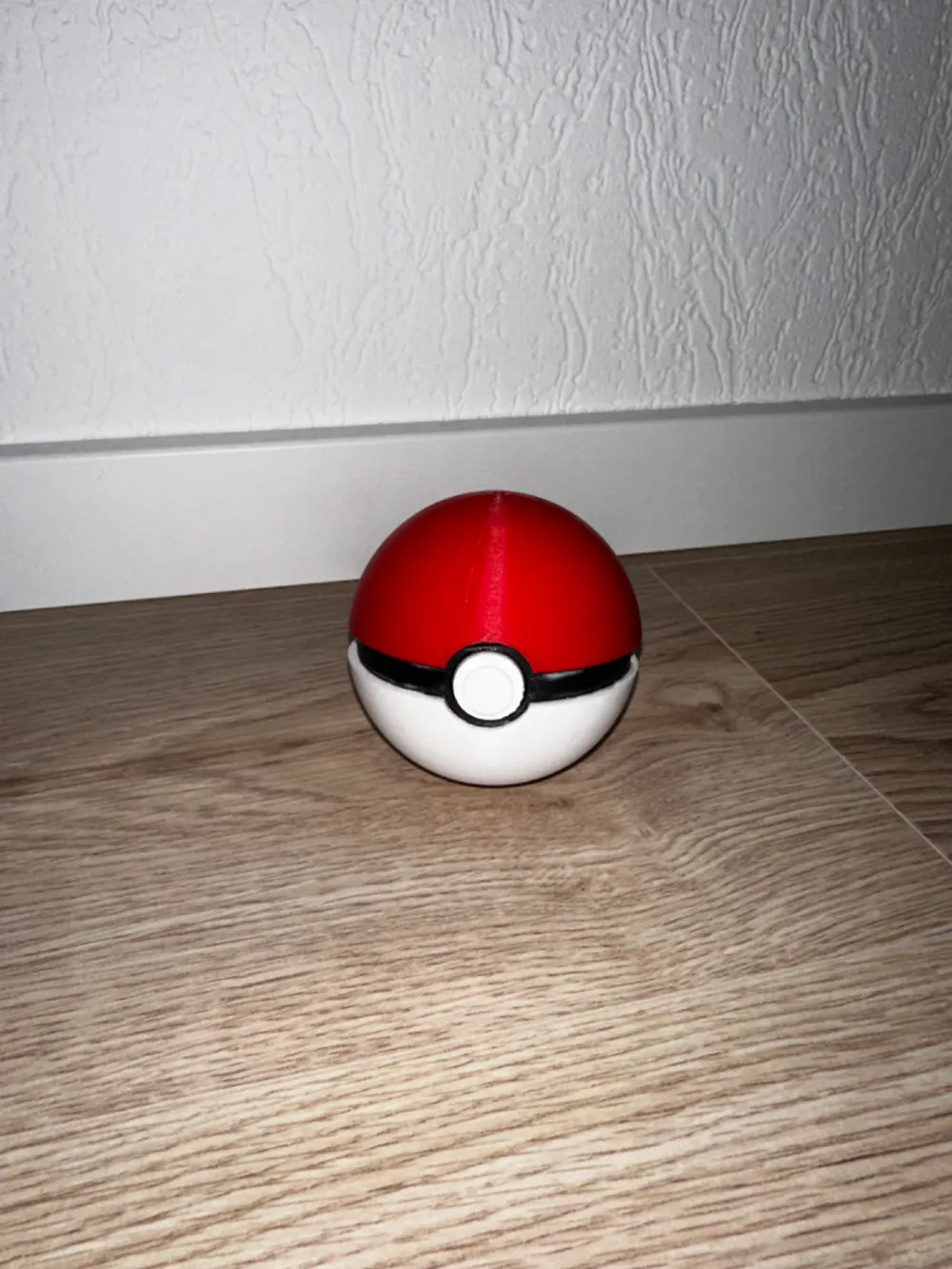 Pokeball by Niklas - MakerWorld