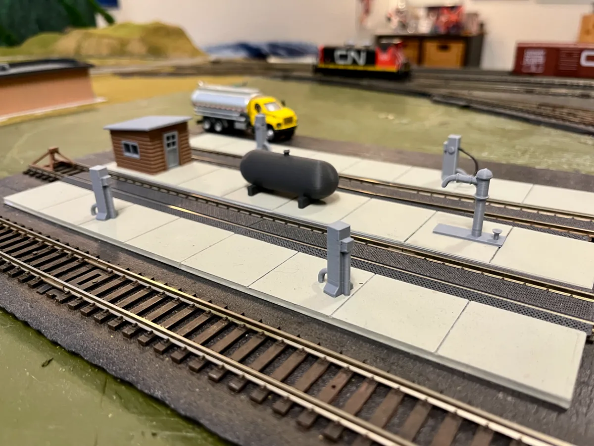Diesel Fuelling Facility - HO Scale 1/87 - Free 3D Print Model - MakerWorld
