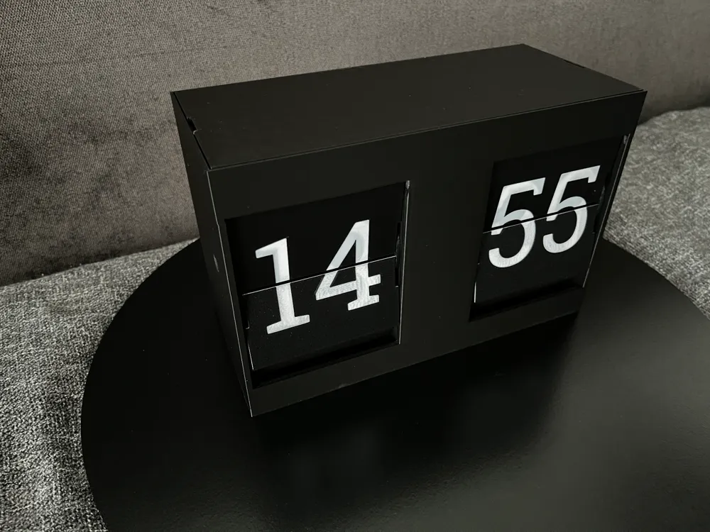 Split flap clock by Adam MakerWorld: Download Free 3D Models
