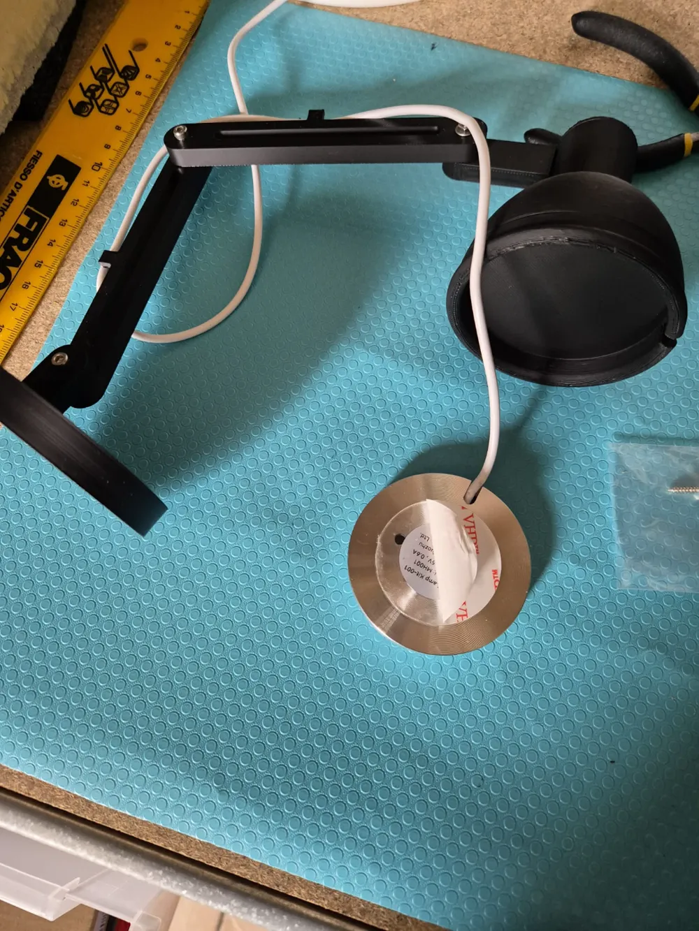 adjustable lamp (kit lamp 001) Remixed by cavecchia.andrea77 - MakerWorld