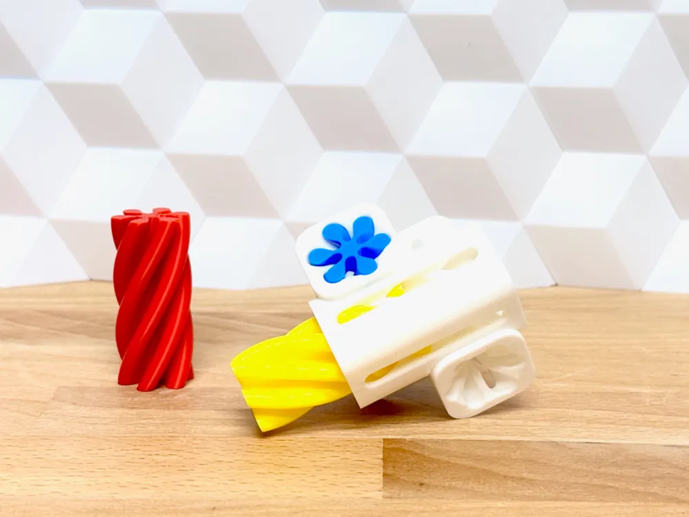 Triple Helix Puzzle (6 piece brainteaser + fidget) by GlennovitS 3D ...