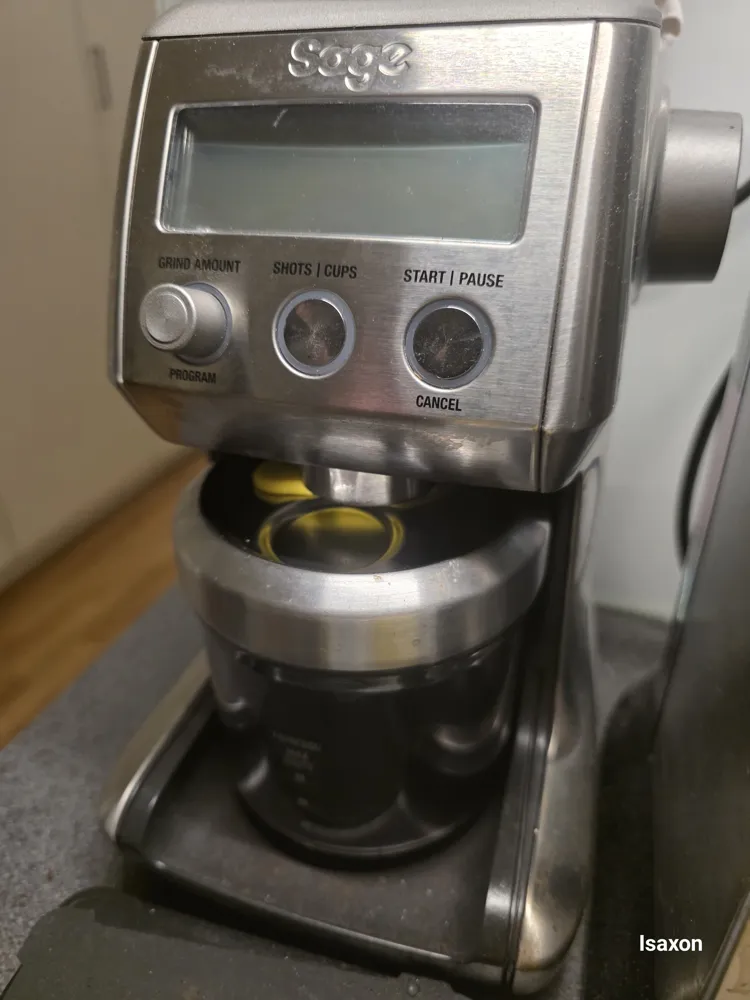 Sage / Breville Grinds Container Cap - Free 3D Print Model - MakerWorld