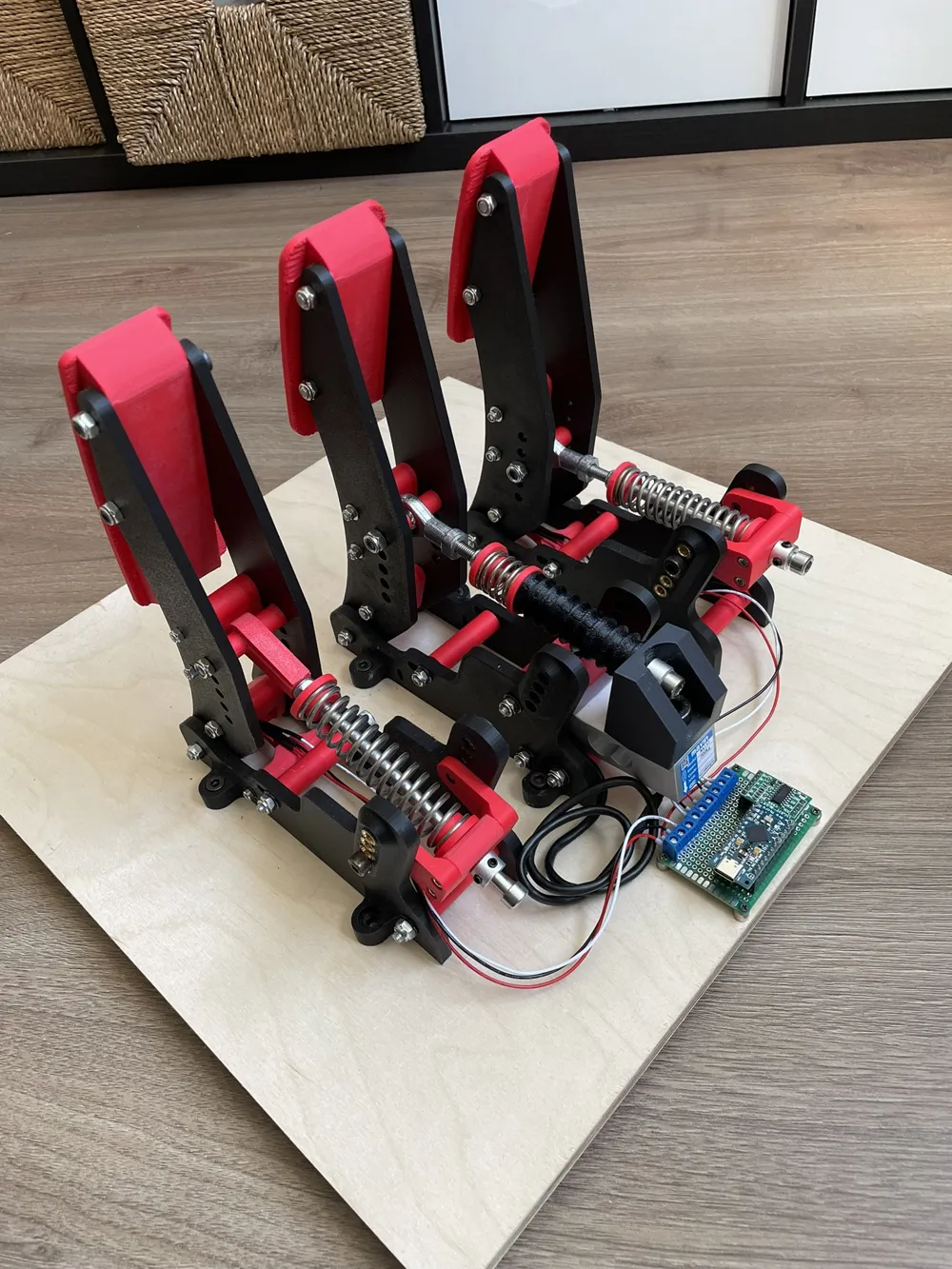 DIY Sim Racing Pedals by utnelson MakerWorld: Download Free 3D Models