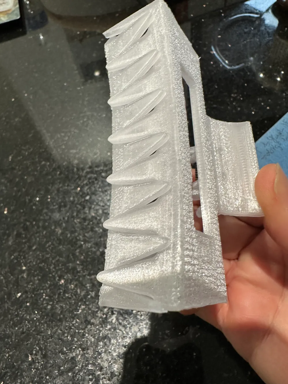Large Hair Clip - Free 3D Print Model - MakerWorld