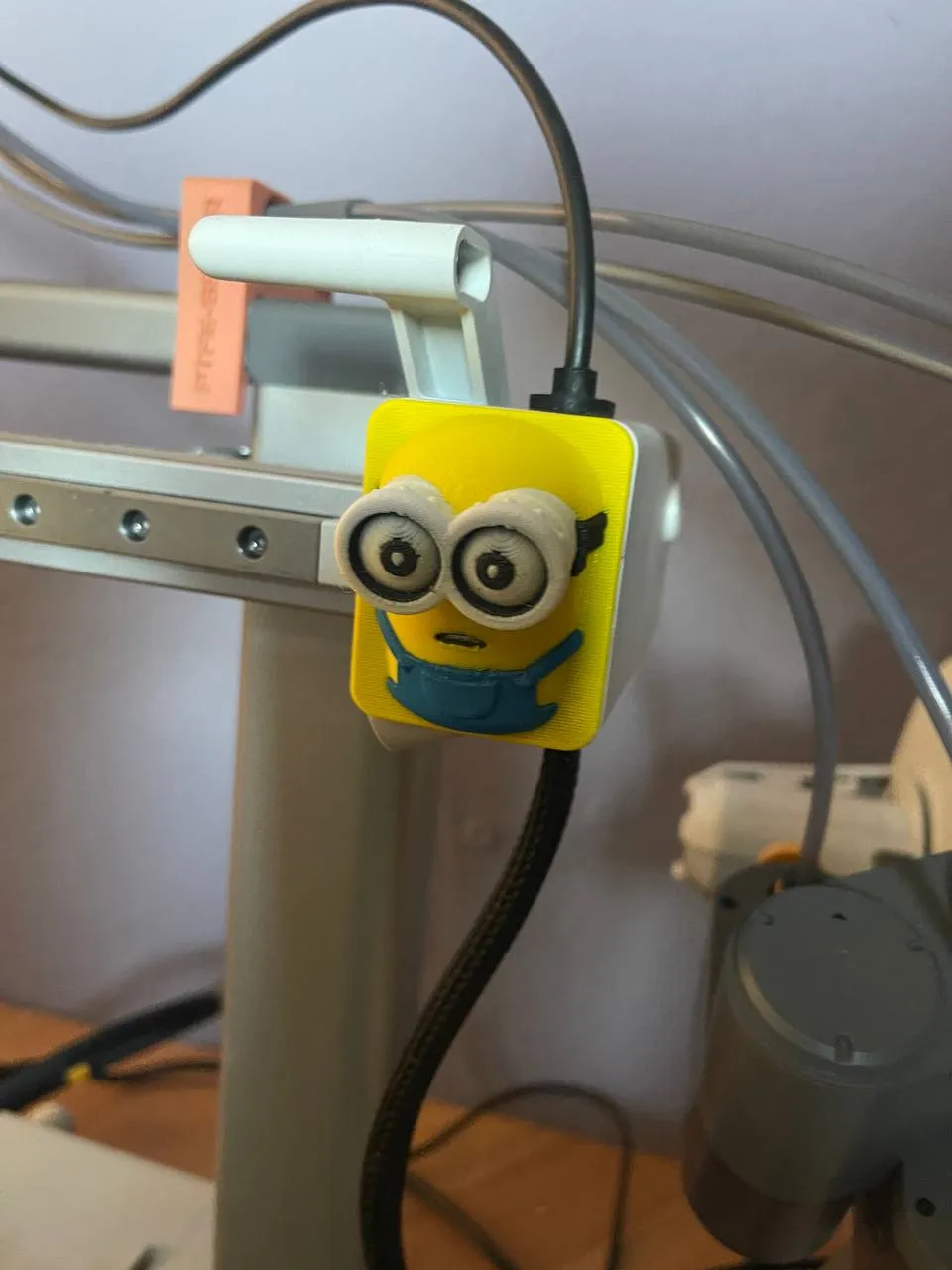 Minion Bob A1 Motor Front Cover by deFreiherr - MakerWorld