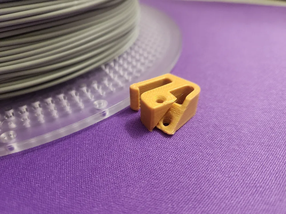 Anti-Slip Filament Clip by Mattyds - MakerWorld