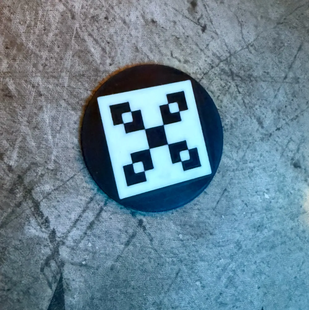 Basic coin with Tiled design by Yeetor - MakerWorld