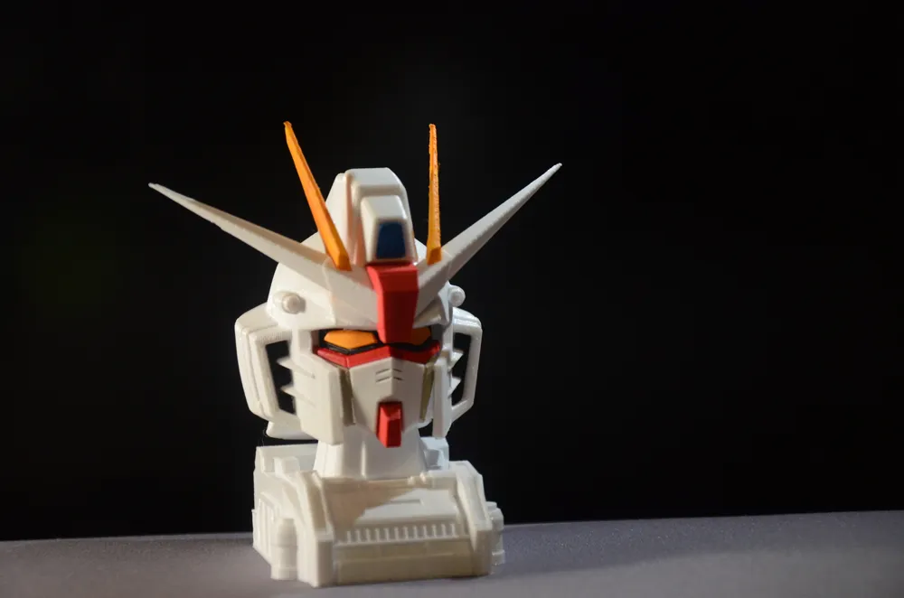 Freedom Gundam Head Sculpt, No AMS Required, Perfect Color Separation ...