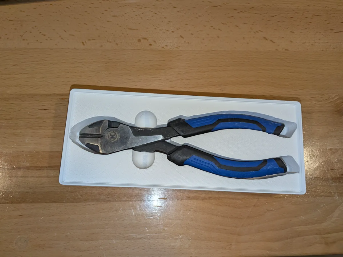 Kobalt 7" Diagonal Cutting Pliers gridfinity - Free 3D Print Model ...