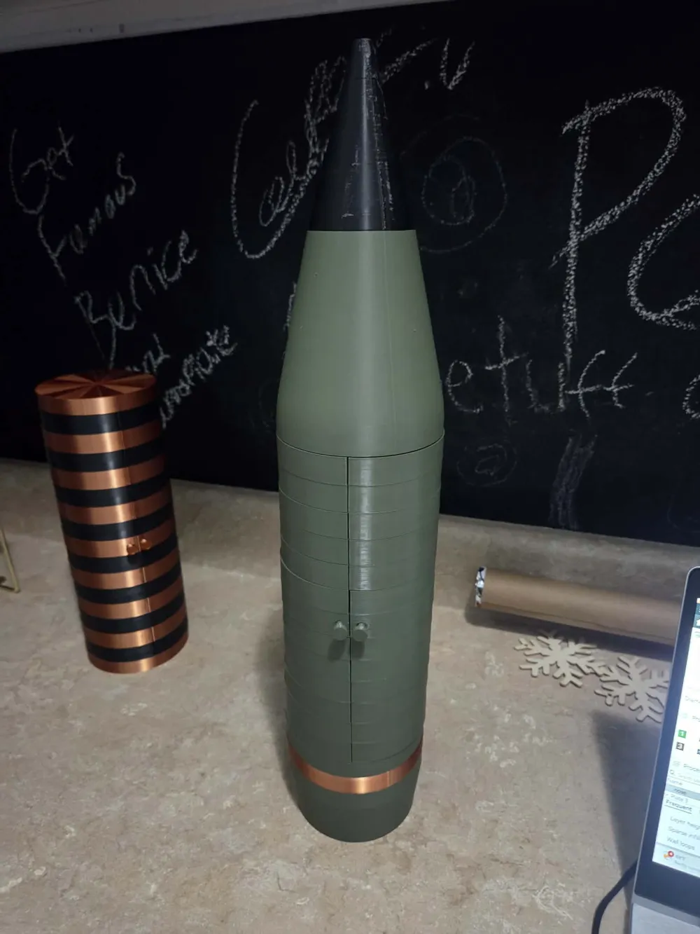 105mm Bursting Bomb Bottle Holder-Exploding door - Free 3D Print Model ...