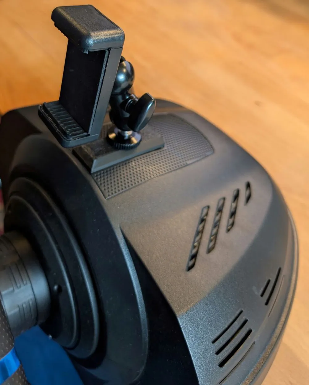 Thrustmaster T300 Base 1/4" adapter by fsimonis - MakerWorld