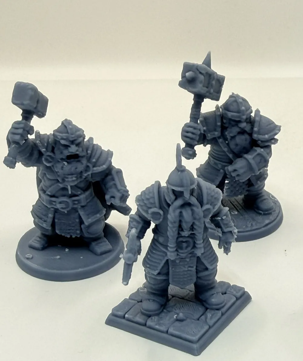 矮人钢铁卫士 - 5名战士套装 (32毫米D&D) - 免费 3D 打印模型 - MakerWorld