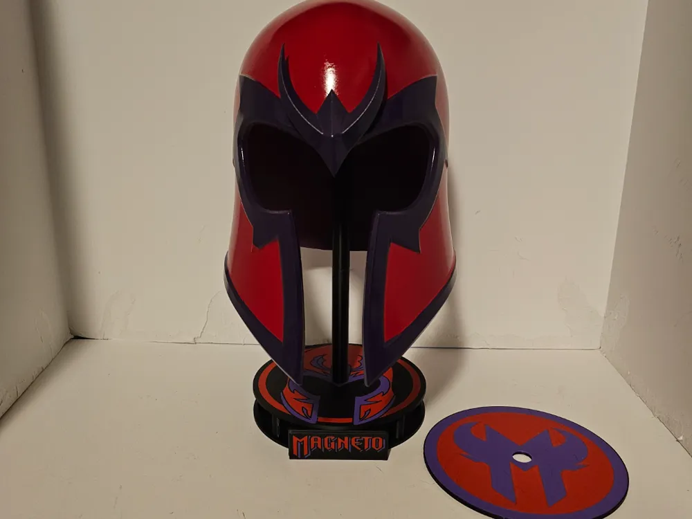 Magneto Helmet stand w/ changeable face plates by bbush362 MakerWorld ...