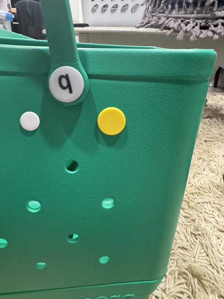 Bogg Bag AirTag Holder by ChicoQuenteMakerWorld: Download Free 3D Models