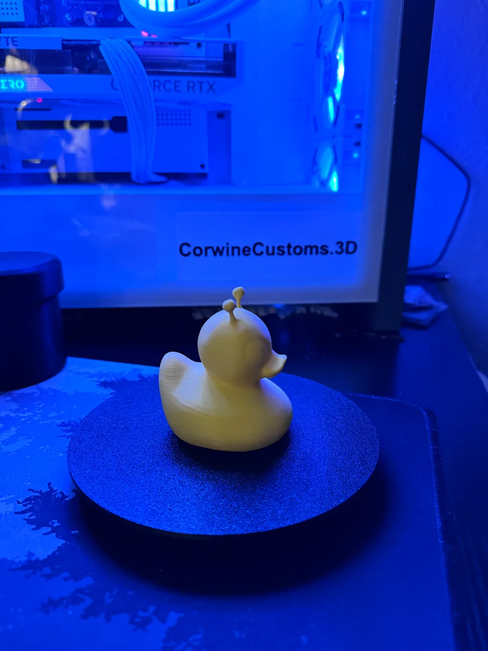 Alien Duck by CorwineCustoms.3D LLC MakerWorld: Download Free 3D Models