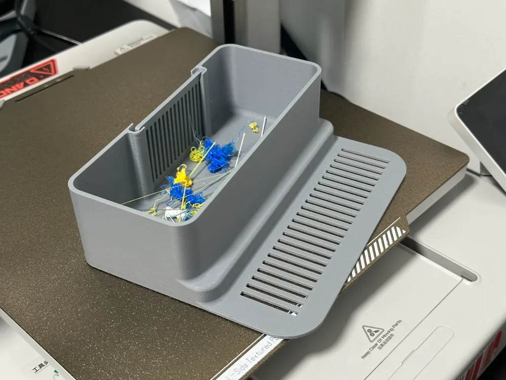 A1 Poop Bucket for small desk by zAgT - MakerWorld