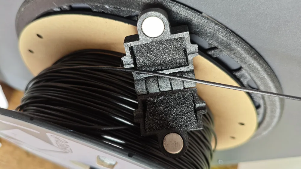 Magnetic Filament Cleaner - Free 3D Print Model - MakerWorld