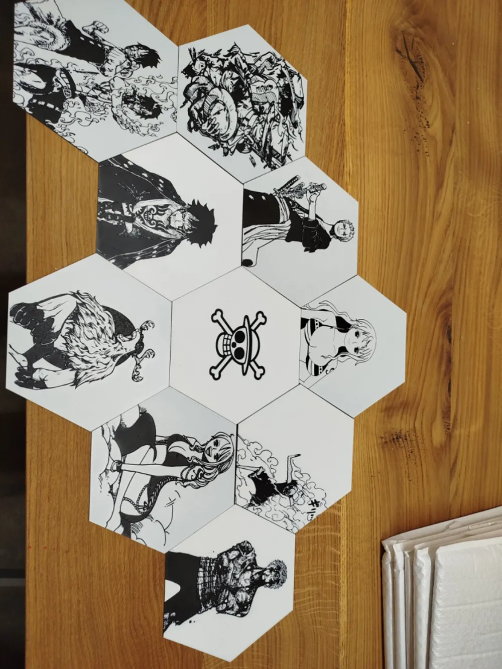 One Piece Hueforge Hexagon Nami by Don Roberto - MakerWorld