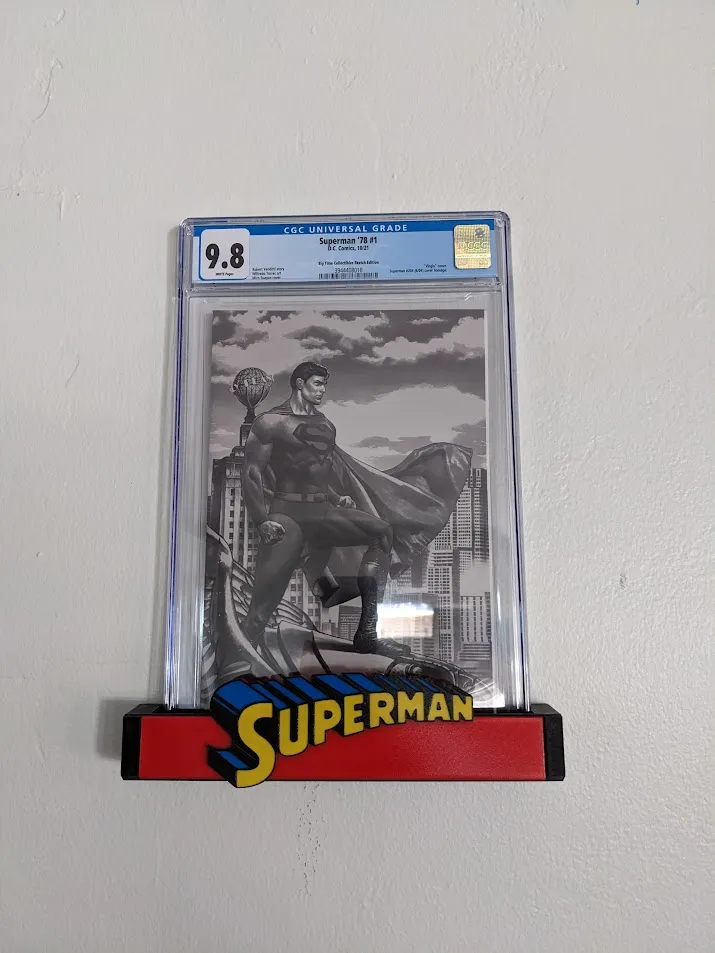 Superman Comic Book Stand - Graded Comics by standitupstore - MakerWorld