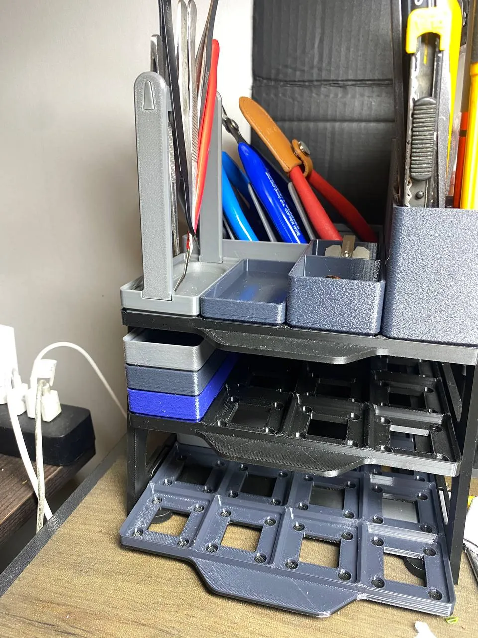 Gridfinity sculpting tools different trays Remixed by igor_kovalsky ...