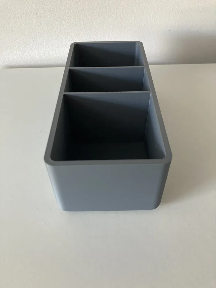 Stylish 3-Compartment Organizer Box - Free 3D Print Model - MakerWorld
