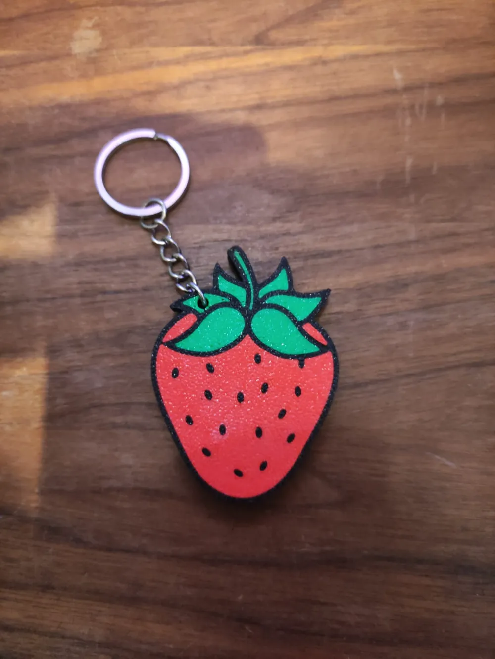 Strawberry keychain NFC - Free 3D Print Model - MakerWorld