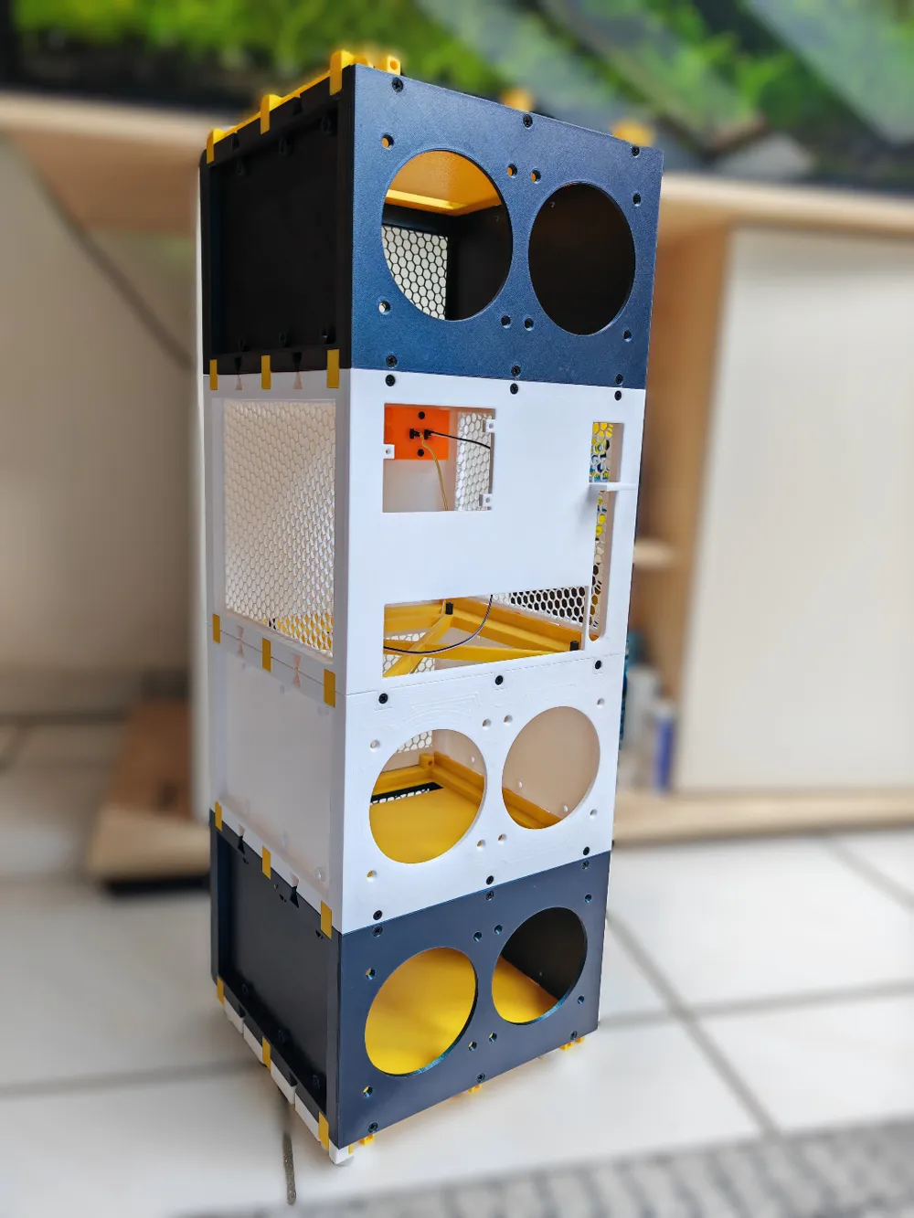 Stackable 6 bay ITX NAS Case - Free 3D Print Model - MakerWorld