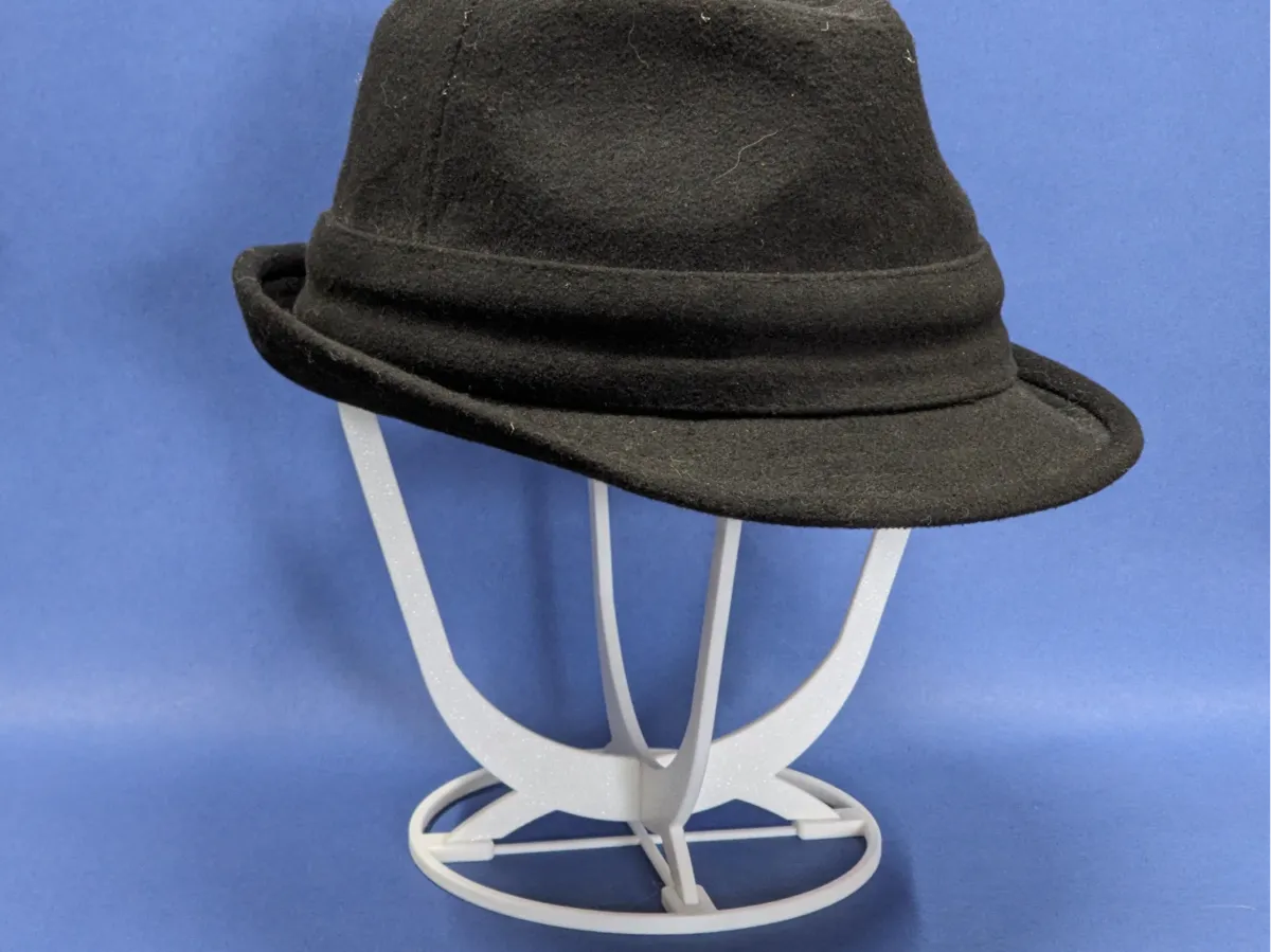 Hat, Mask, Helmet Display Stand by deadpoint MakerWorld: Download Free ...