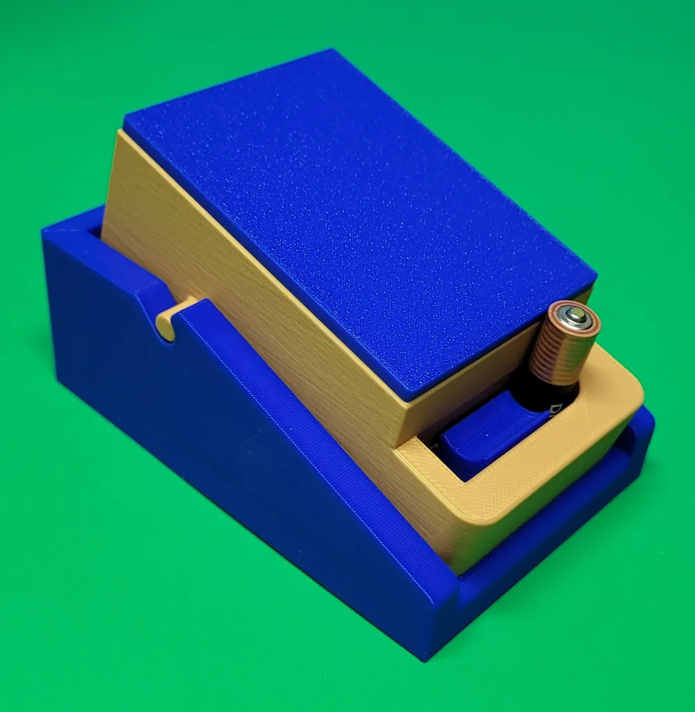 Battery dispenser AAA by Mayhem Smiley MakerWorld: Download Free 3D Models
