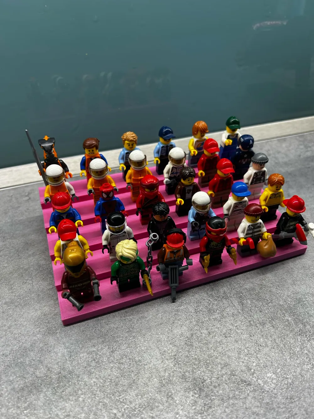 Stand for LEGOs figures. ver.3 by PokeGeorg MakerWorld: Download Free ...