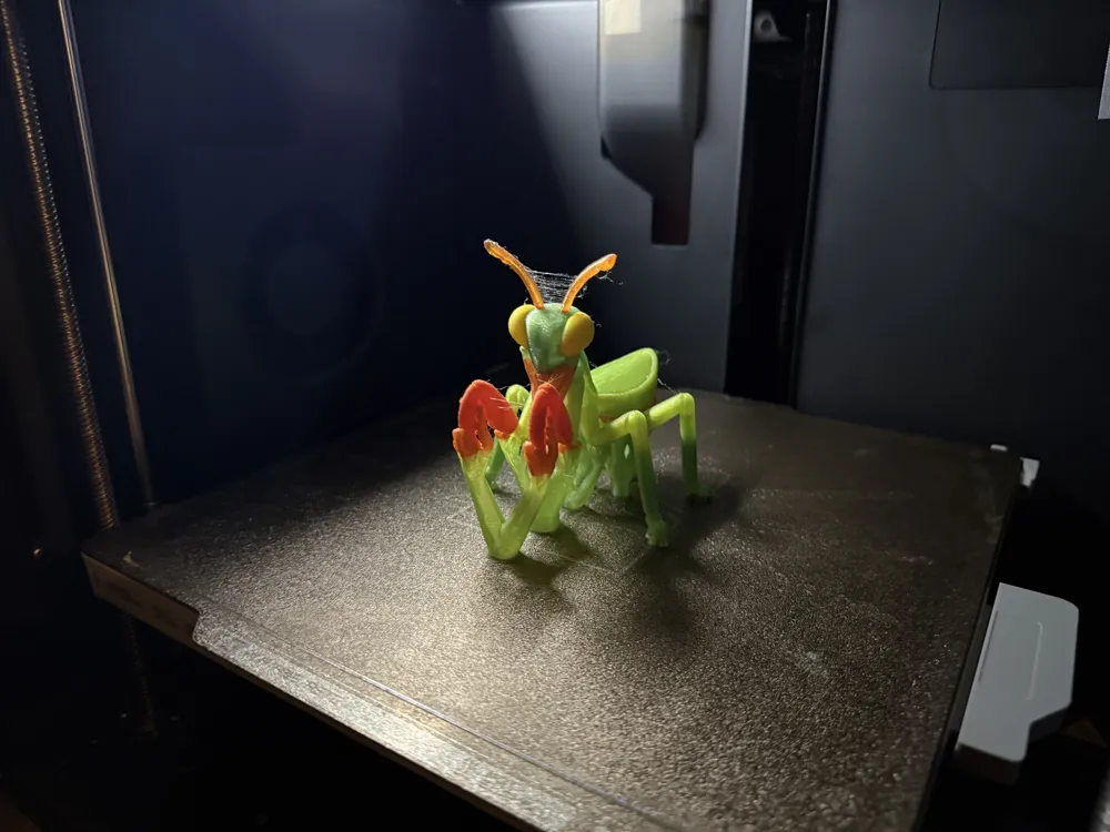 Pray Mantis - Free 3D Print Model - MakerWorld