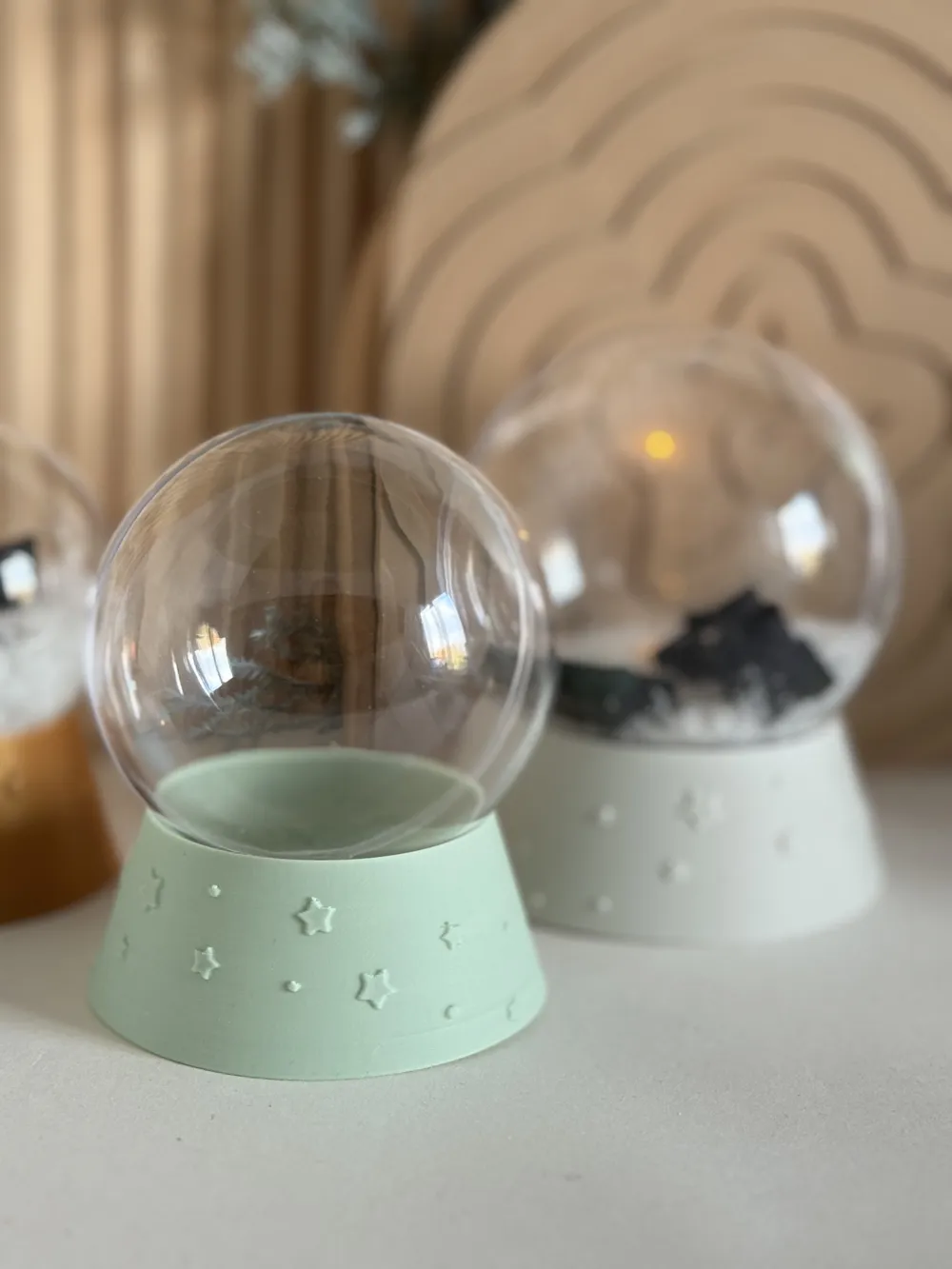 Snow Globe Base for Christmas Bauble - Free 3D Print Model - MakerWorld