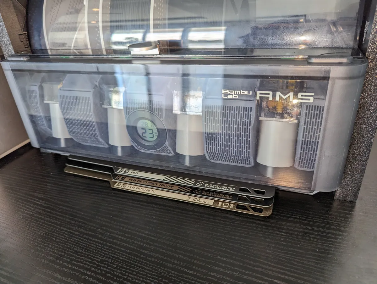 [V1] Système d'empilage AMS [SUPPORT DE PLAQUE] par Jaxel MakerWorld : Téléchargez des Modèles ...