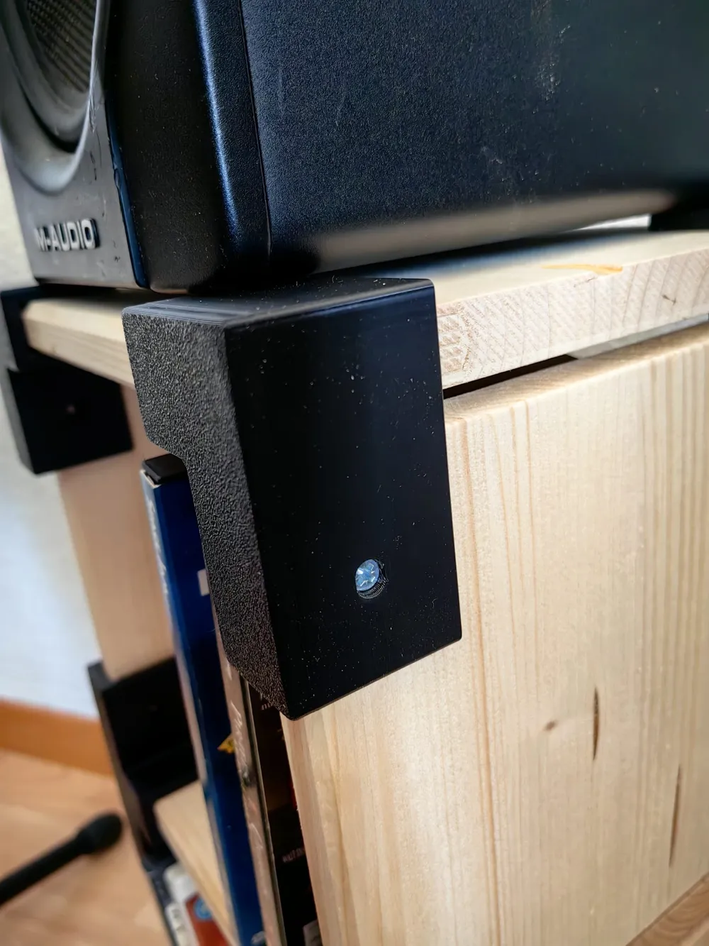 DIY Shelf Corner Connector parts (18mm) - Free 3D Print Model - MakerWorld