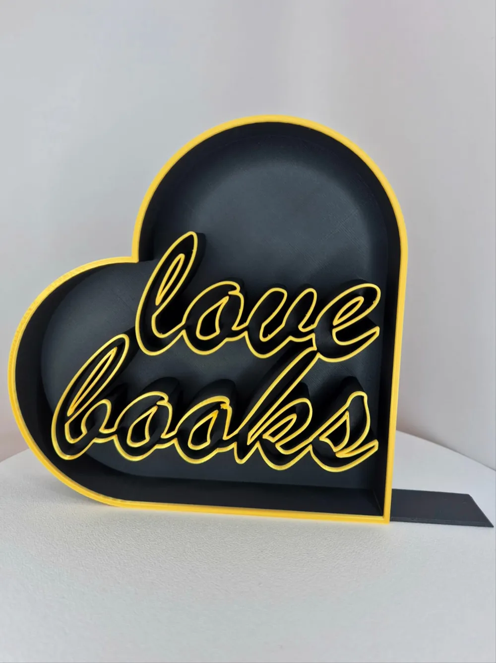 Bookend Love Books - Free 3D Print Model - MakerWorld