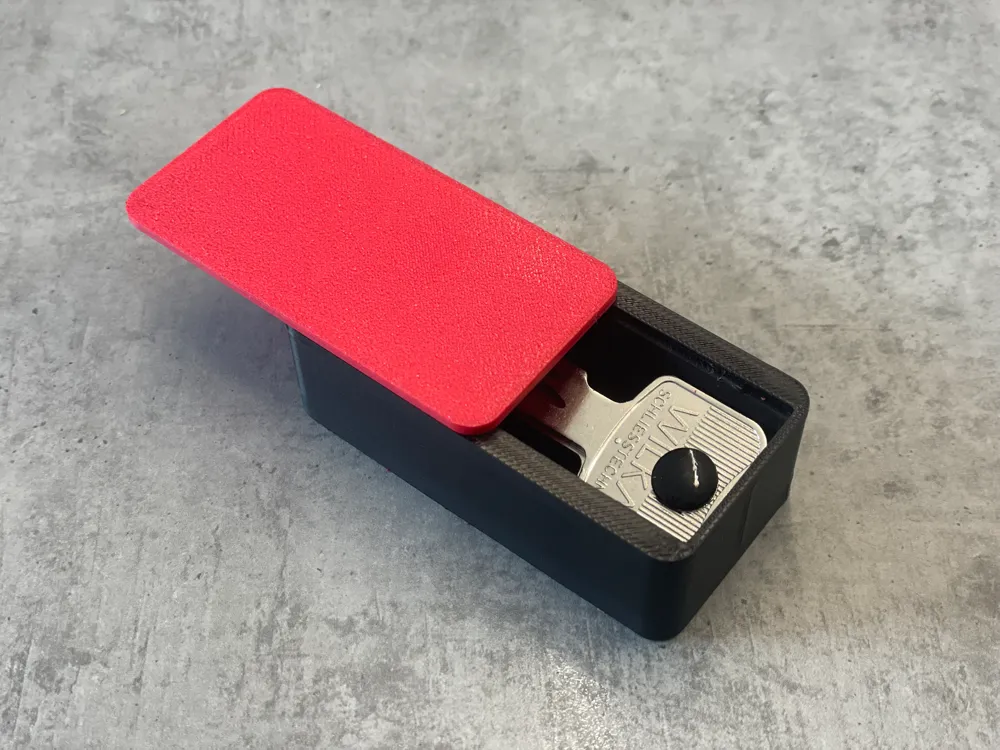 Mini Slide box Lid and Lock Magnetic by Industriee - MakerWorld