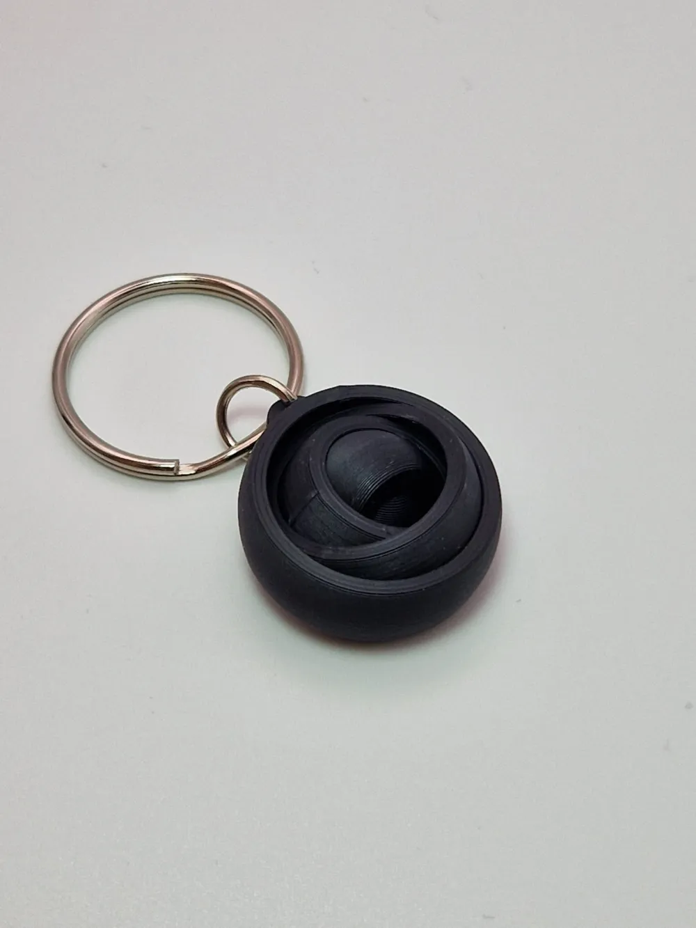 5-Ring Gyro Keychain: The Ultimate Fidget by kevToeg MakerWorld ...