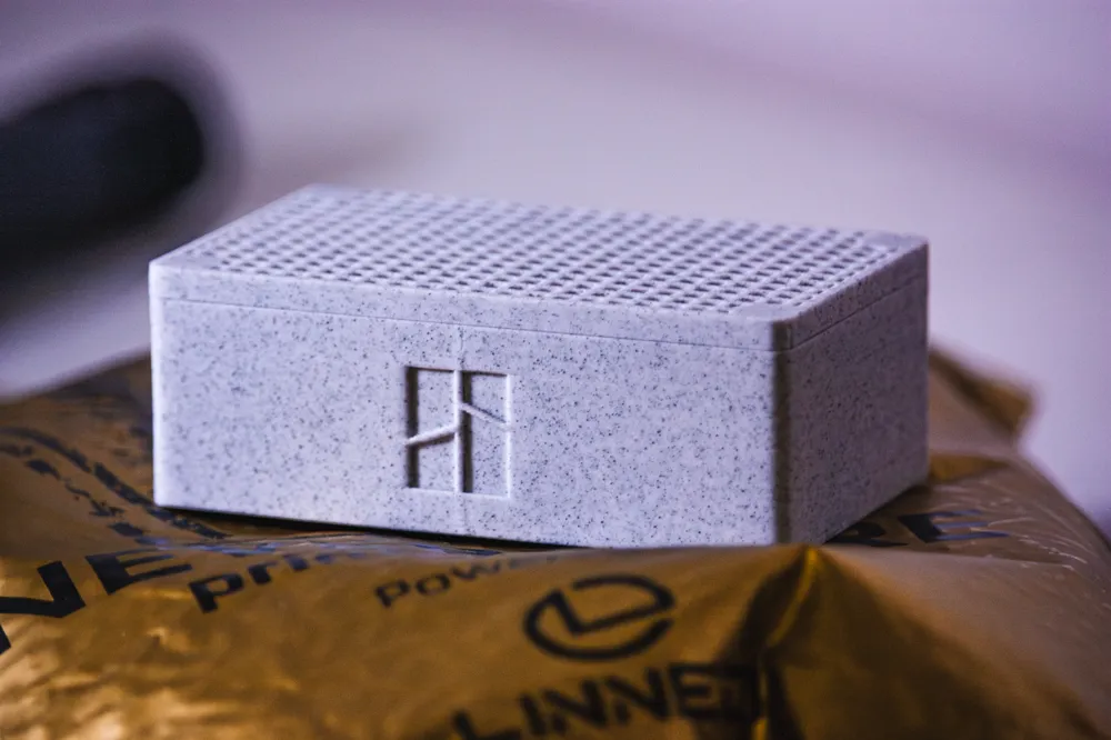 Reusable Activated Carbon Box (For X1C and P1S) by XYZ Space - MakerWorld