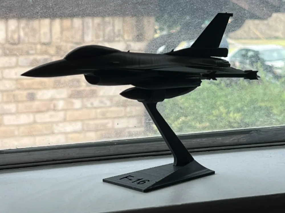 Stand for F-16 Falcon Beastmode by NyQuin - MakerWorld