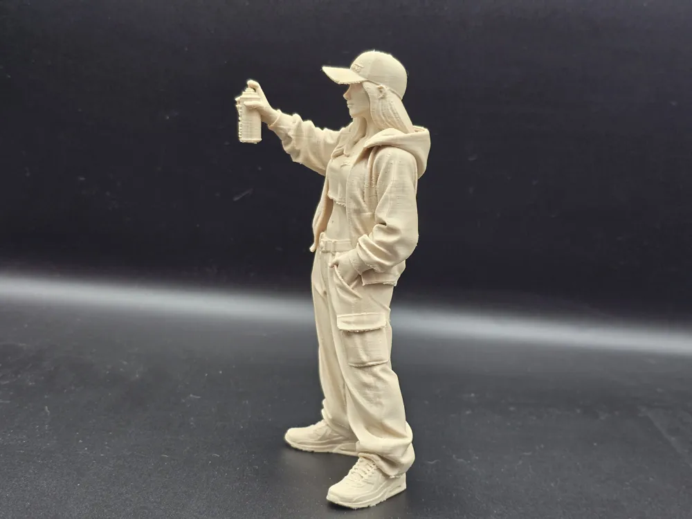 Graffiti Sprayer Figure - Girl - Free 3D Print Model - MakerWorld