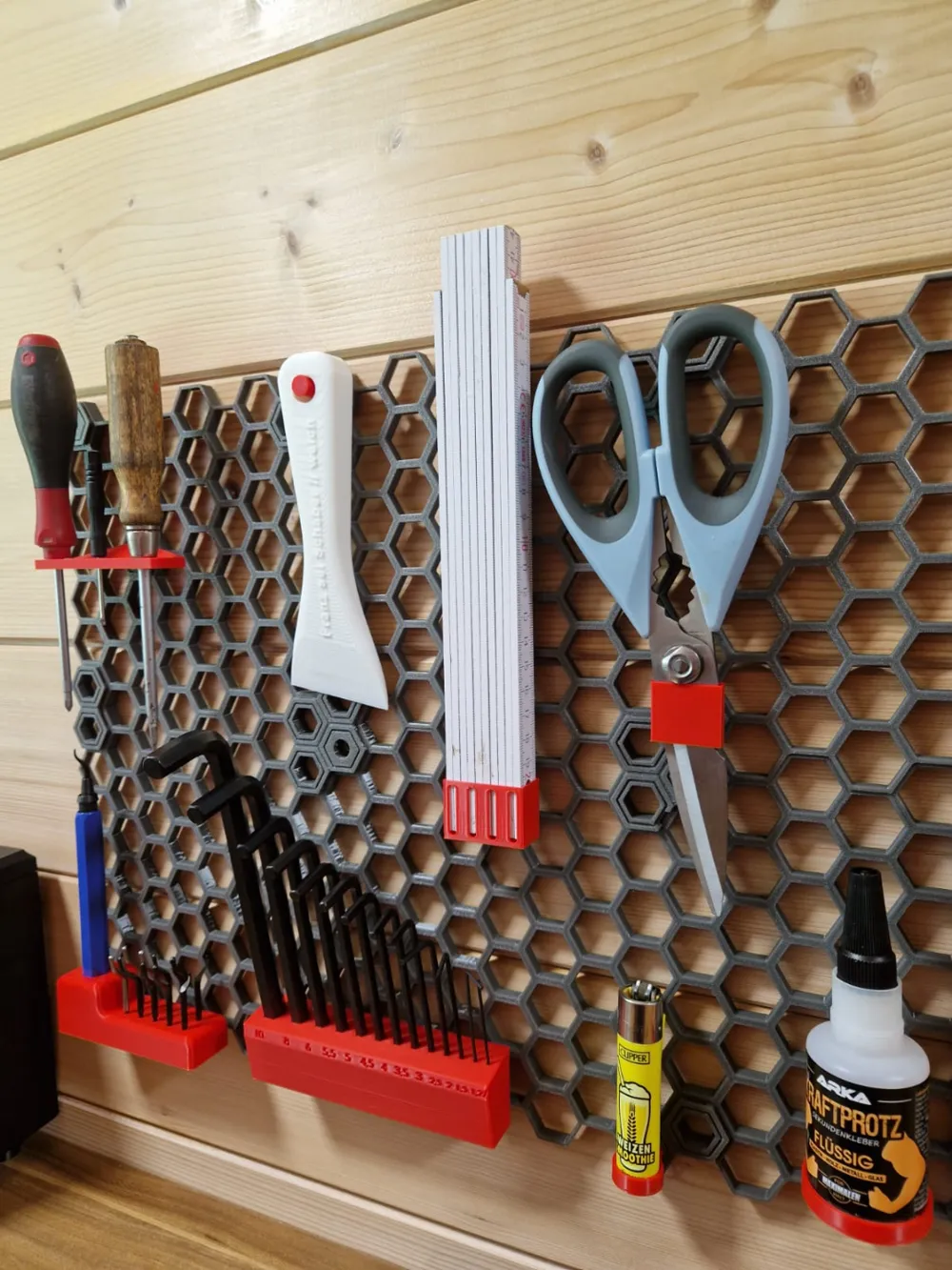 screw driver holder - honeycomb storage wall - HSW by Franz MakerWorld: Download Free 3D Models