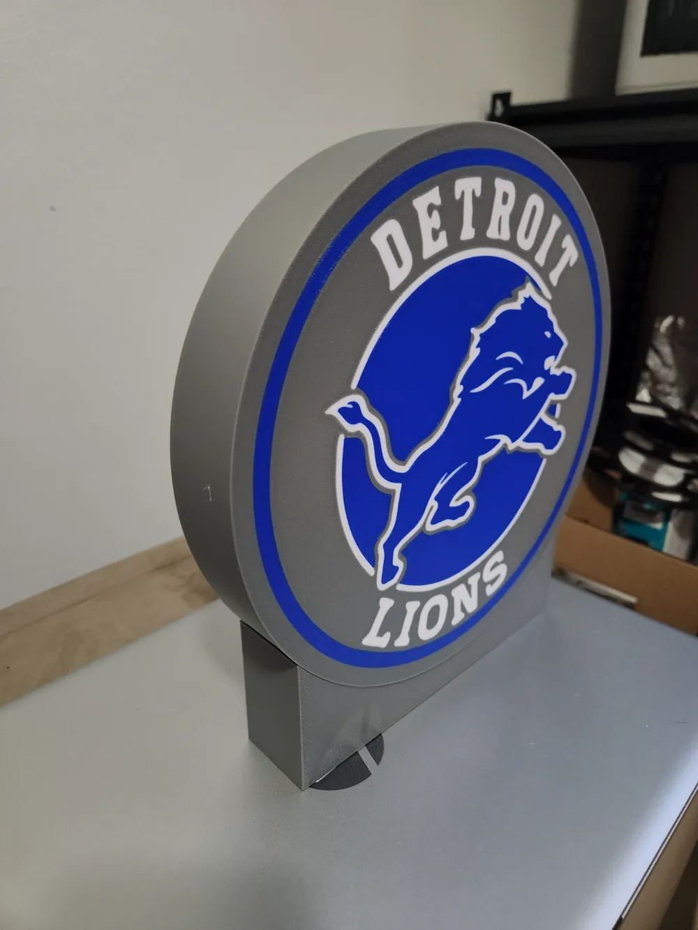 DETROIT LIONS LIGHT BOX WITH STAND by HD3D - MakerWorld