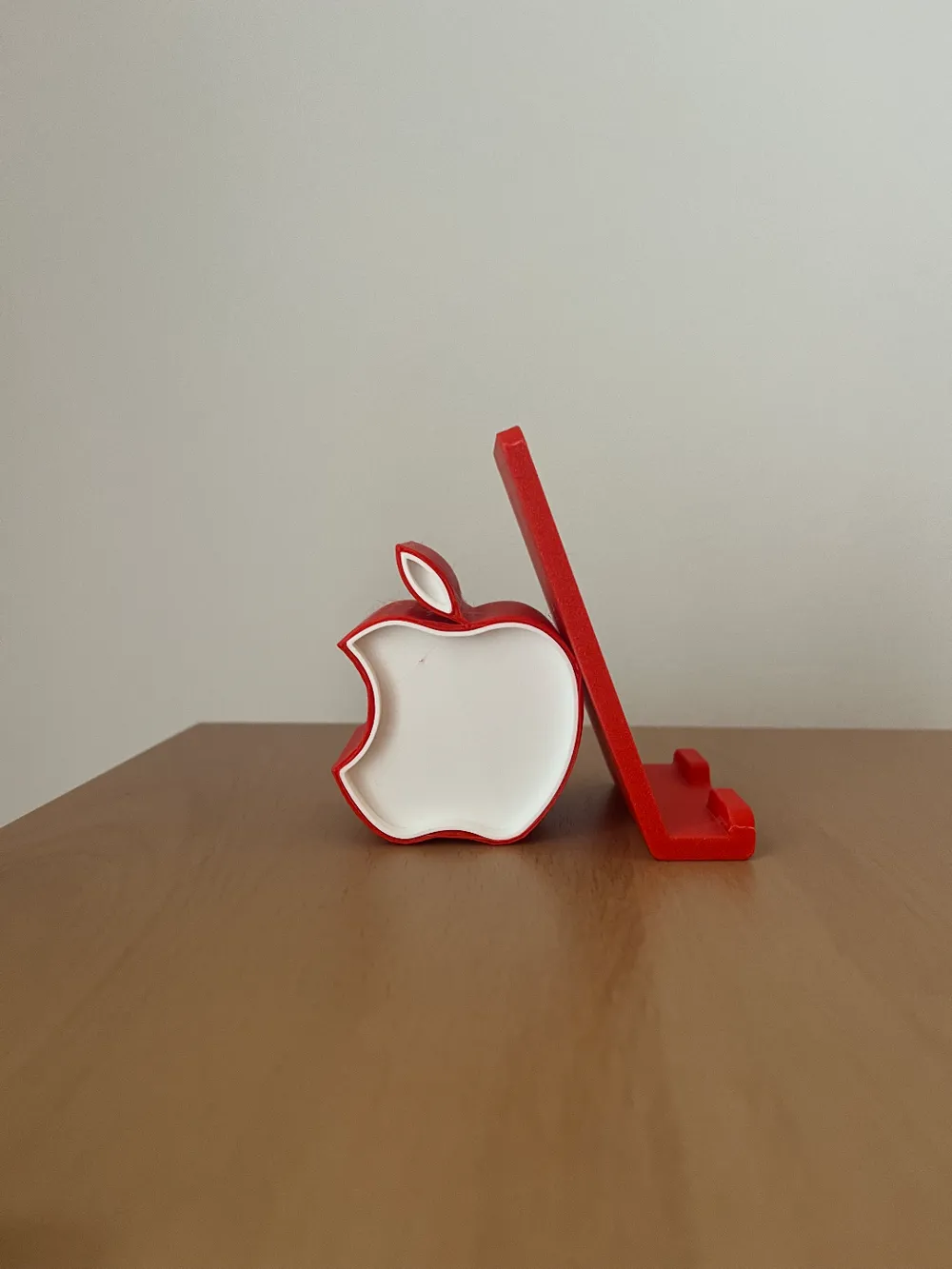 iPhone stand by MATRIXx - MakerWorld