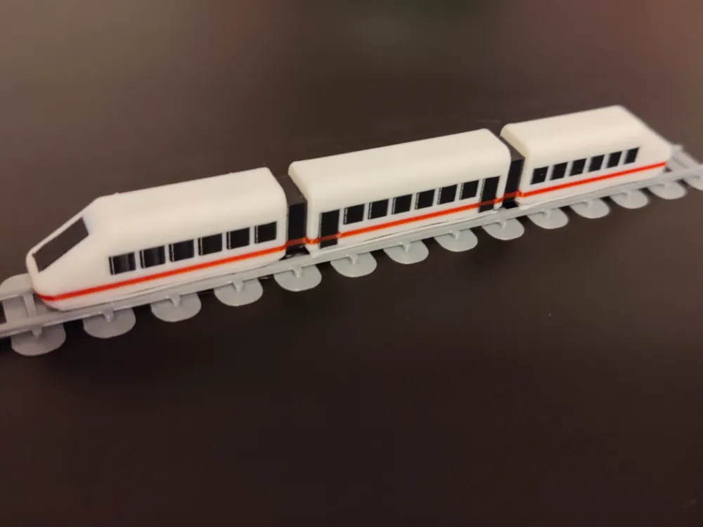 Small Intercity Express Train - Free 3D Print Model - MakerWorld