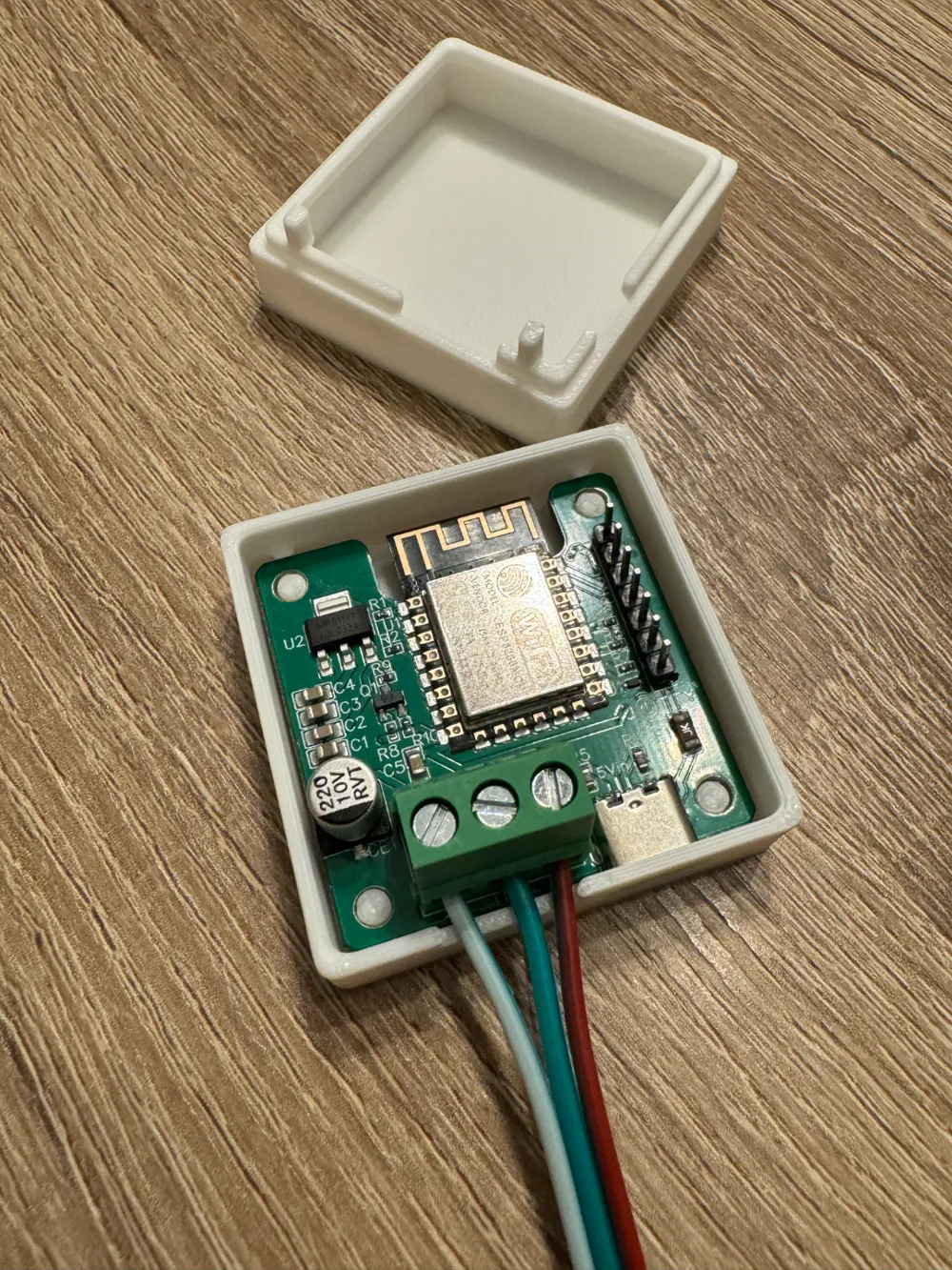 Jiotty ESP WLED controller case by bemble - MakerWorld