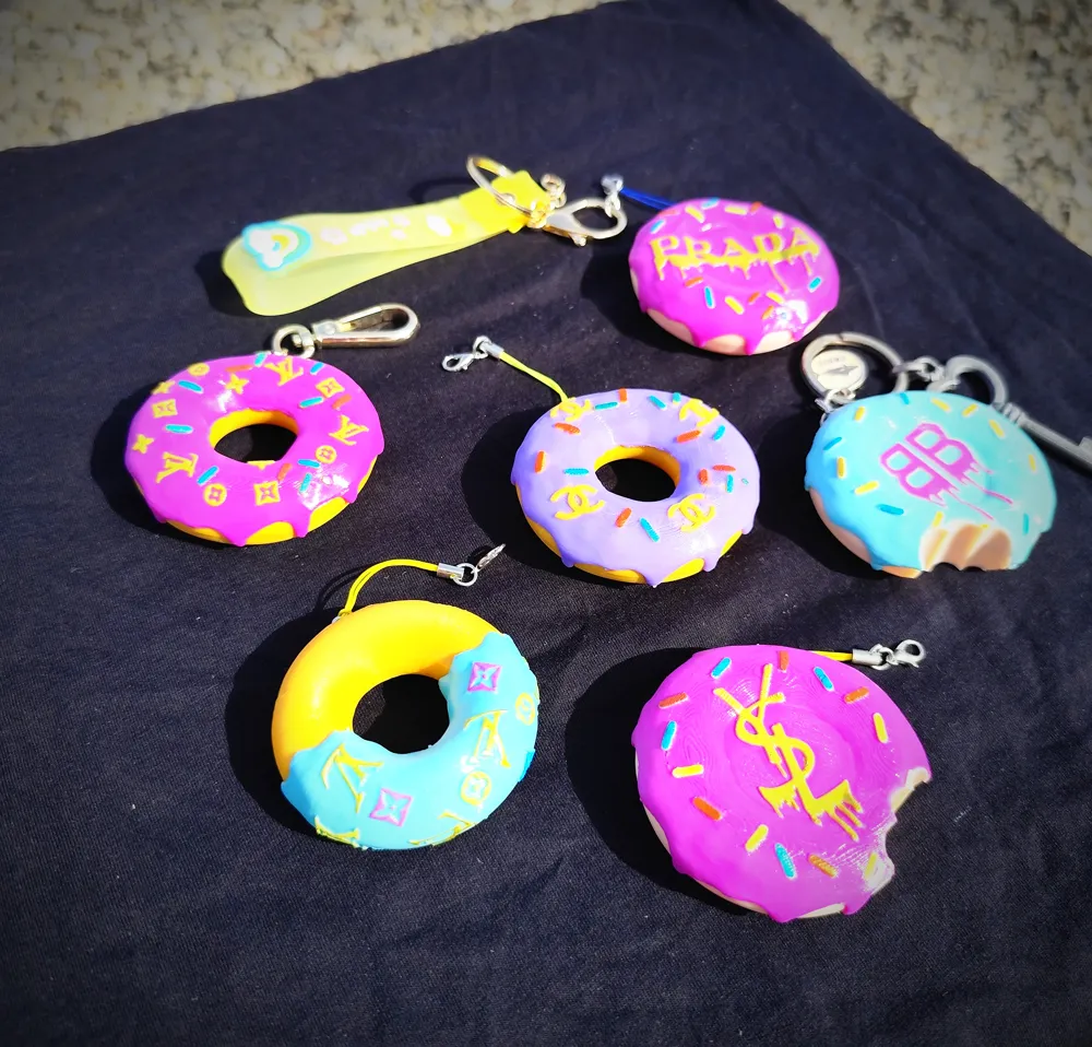 Luxury Donut Keychains – 11 Multicolor Designs - Free 3D Print Model ...