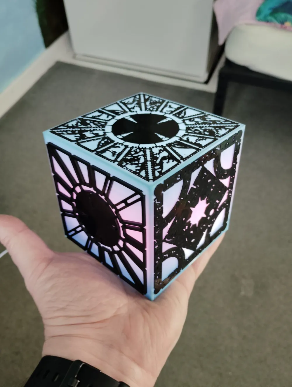 Hellraiser Puzzle cube lamp by Paul Powers - MakerWorld